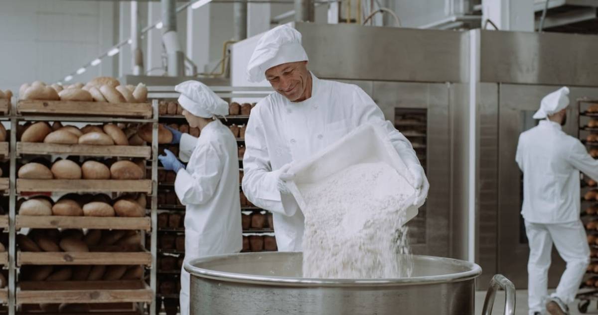 Costly Pitfalls of Under or Over-Weighing Ingredients in Food Manufacturing